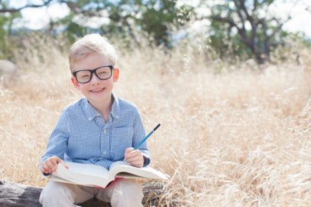 Timidez infantil: Cómo entender y educar a un niño tímido - Etapa Infantil