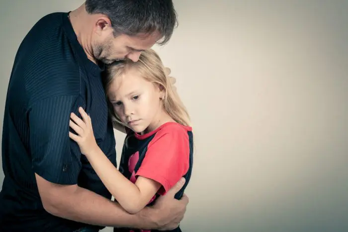 5 consecuencias en los niños de ser unos padres tóxicos - Etapa Infantil