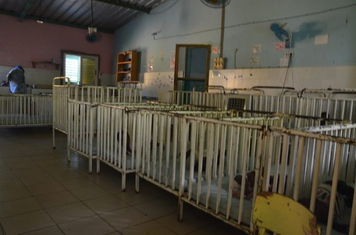 En un orfanato donde los bebés no lloran - Etapa Infantil